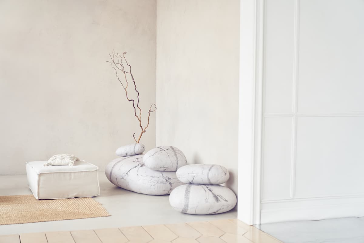 Agreeable Gray Coordinating Colors for Your Interior Space