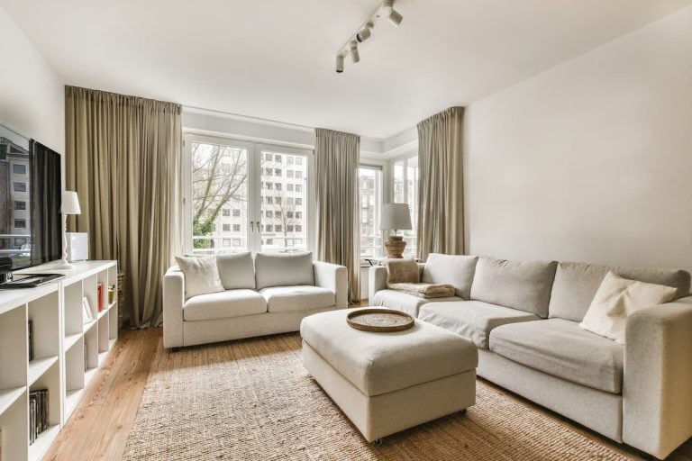 Agreeable Gray Coordinating Colors for Your Interior Space