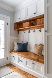 40+ Drop Zone Ideas for a Stylish, Clutter-Free Entryway