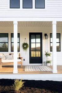 40 Farmhouse Porch Columns To Achieve a Rustic Entryway!