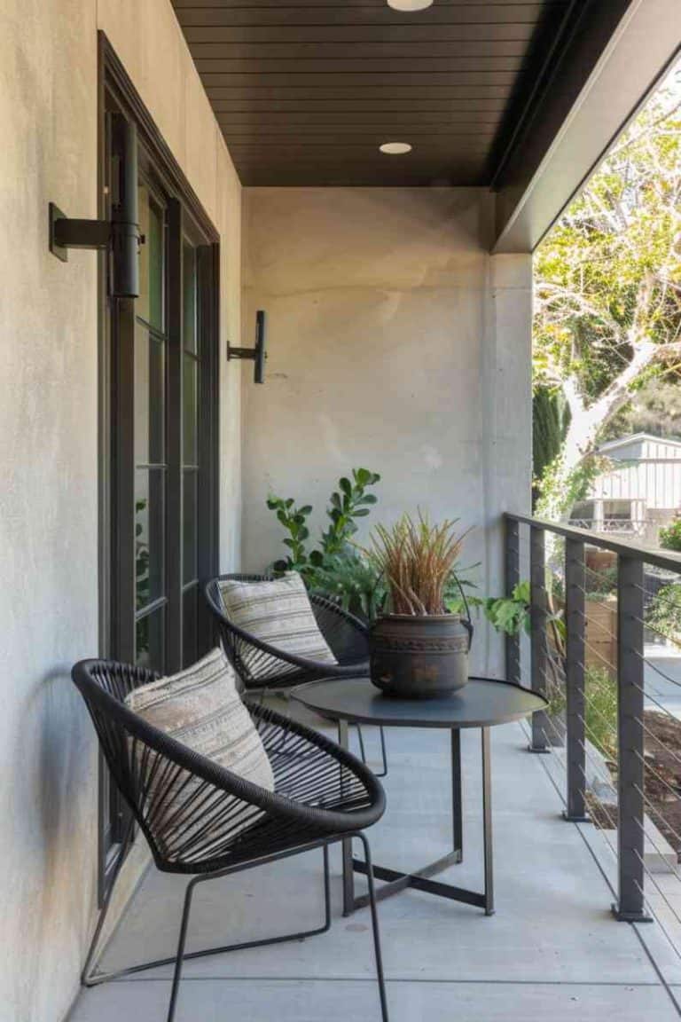 45 Small Front Porch Decor Ideas To Maximize Your Curb Appeal