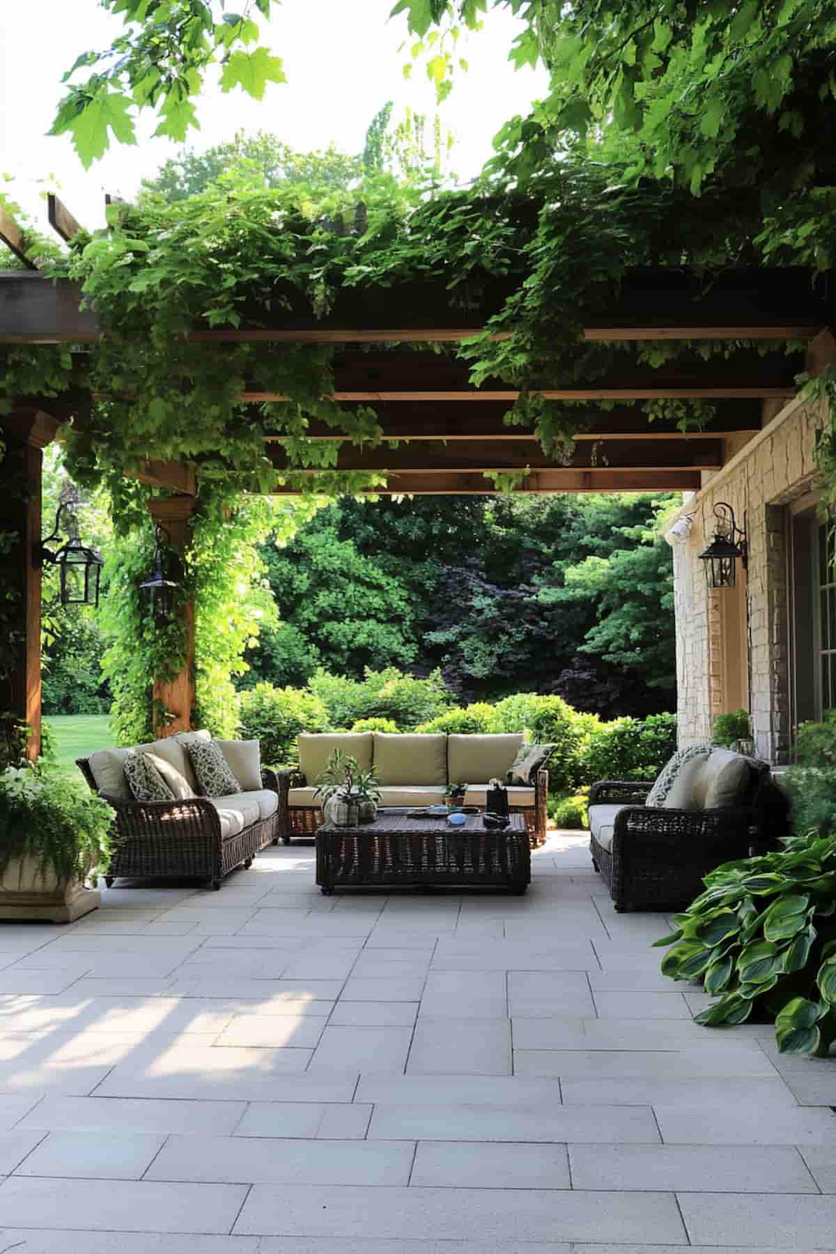 40 Covered Patio Ideas for Stunning Outdoor Style