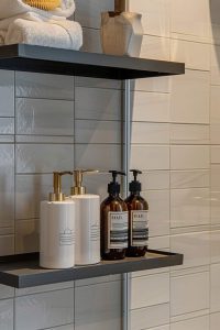 28 Shower Shelf Ideas To Style and Organize Your Bathroom