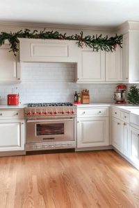 29 Ways To Decorate Kitchen Cabinets for a Festive Christmas