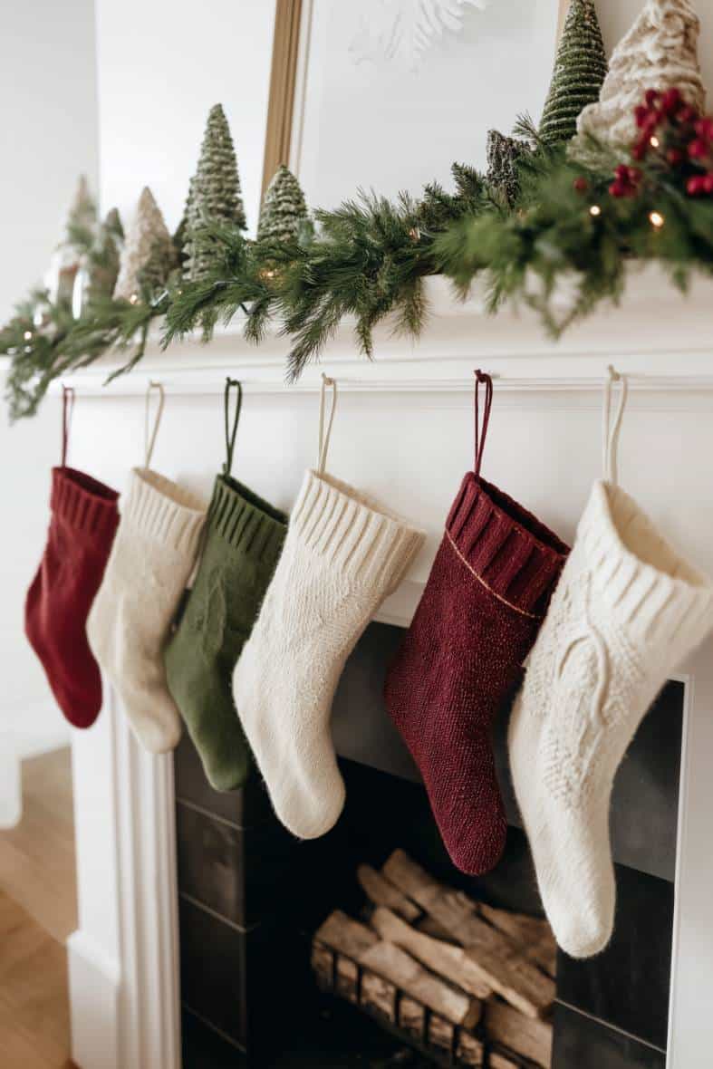 30 Modern Christmas Decor Ideas for Cool Contemporary Style