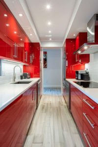 32 Red Kitchen Ideas To Spice Up Your Space With Warmth & Style