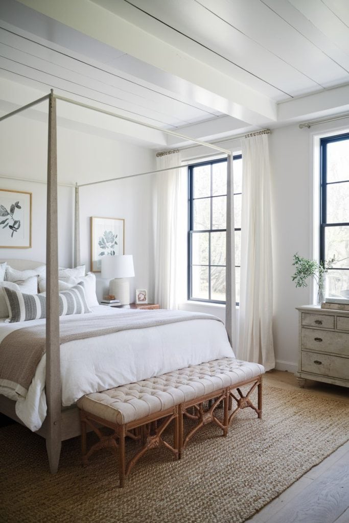 19 Farmhouse Interior Window Trim Ideas for a Cozy, Charming Look