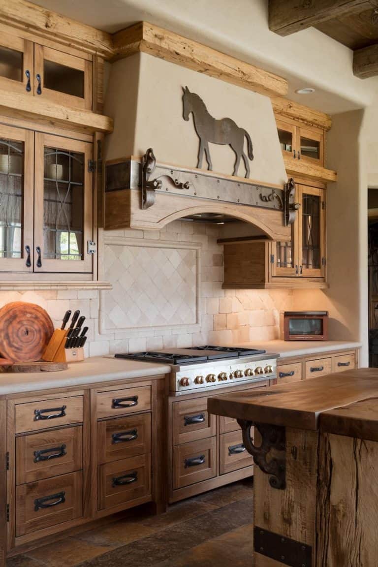 29 Western Kitchen Essentials: Ideas for a Rustic Culinary Space