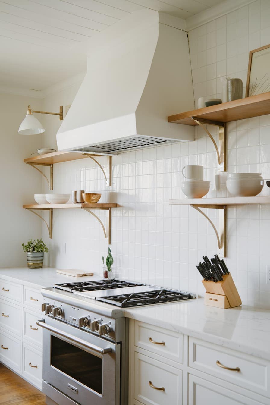 40 Kitchen Hood Vent Ideas to Inspire Your Kitchen Remodel