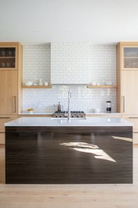 50 Stunning Stylish Kitchen Island Back Panel Ideas