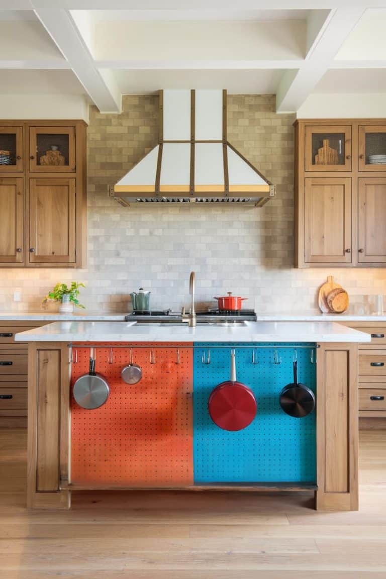 50 Stunning Stylish Kitchen Island Back Panel Ideas