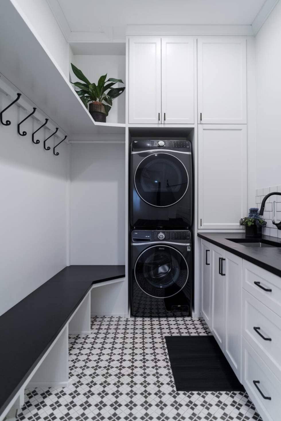 27 Clever Mudroom and Laundry Room Ideas To Maximize Space
